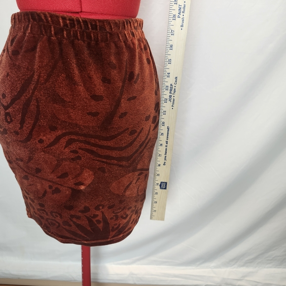 Settimo Cielo | Skirts | Chic Italian Leaf Patterned Mini Skirt In Rust ...